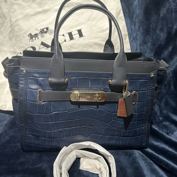 Coach | Bags | Coach Swagger Carryall Blue Alligator With Gold Hardware ...